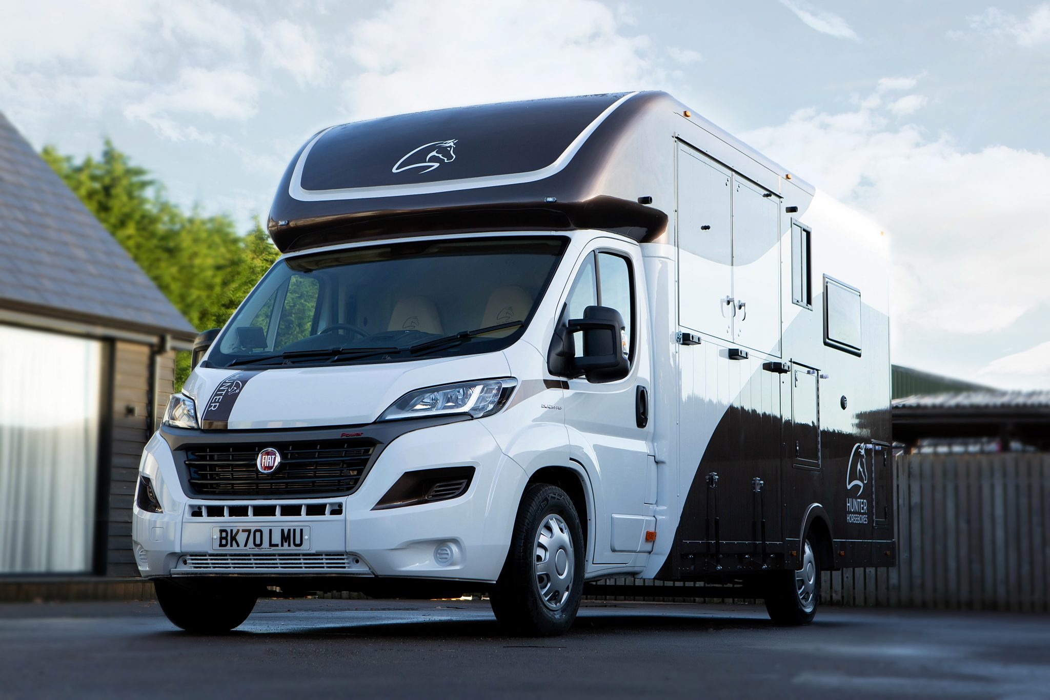 Hunter Horseboxes / Premium Custom Horseboxes made in the UK